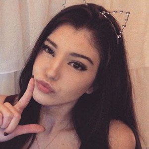 Jinx ASMR Age, Height, Weight, Birthday - AgeCalculator.Me